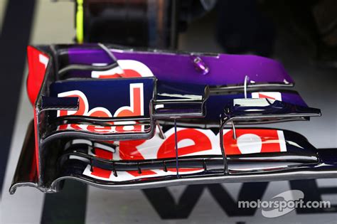 Mclaren Mercedes 2014 Page 95