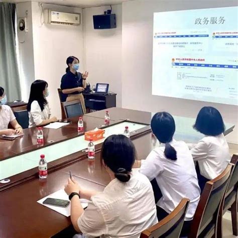 学礼仪、强素质、优服务！五桂山政务服务大厅开展政务服务培训办事群众吴林森