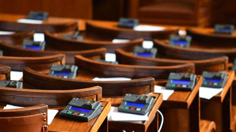 НС с редовно заседание След декларацията на Възраждане ГЕРБ СДС напуснаха залата липсва