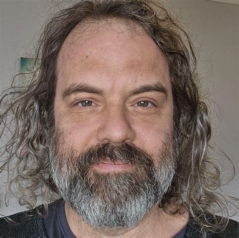 New Scientist Five People Have Witnessed An Intense Green Blue Colour That Has Never Been Seen