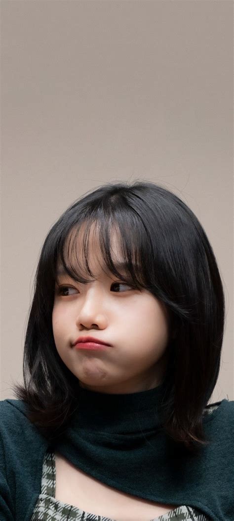 Pin By Bagel On Quick Saves Yuri Iz One Kpop Girls