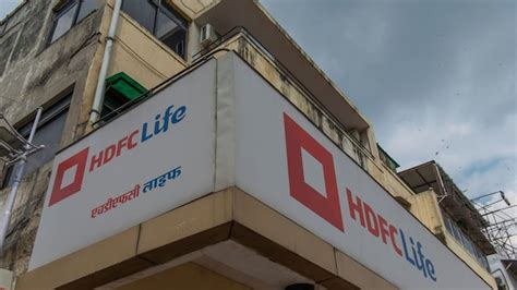 Hdfc Life Data Breach Hdfc Life Reports Customer Data Theft Investigation Underway Cnbc Tv18