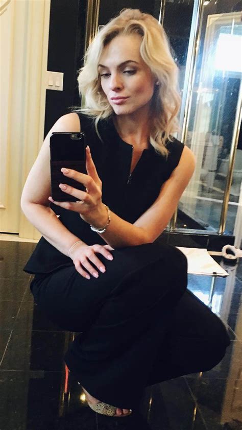 Sasha Sexy And Educated Elite Girl From Dubai