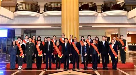 我校教师获黑河市最美军嫂称号 黑河学院