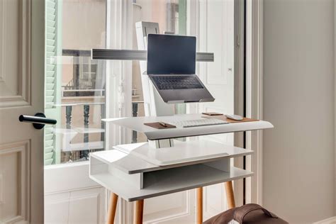 Ergonomic Furniture Examples In Workplace Wellness Interior Design — Biofilico Wellness