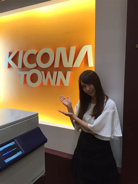 関西トレンド書店 パチンコホール来店アカウント【公式】 On Twitter 希崎ジェシカさんのパチンコ店応援来店に長時間お待ち下さったお