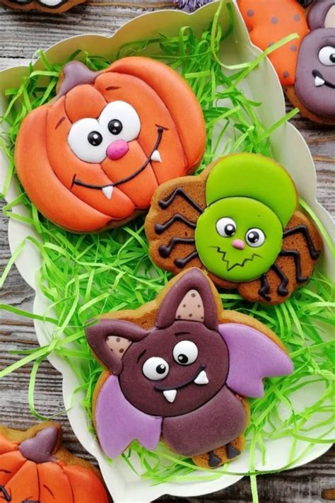 Имбирные пряники на Хеллоуин для детей Печенье на хэллоуин Украшенное сахарное печенье