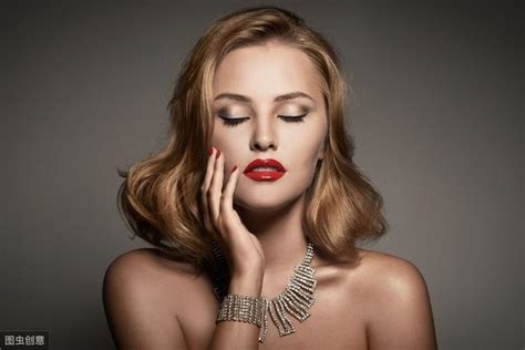 女人越自律，就會越優秀！要求自己每天做8件事，遇見更好的自己 每日頭條