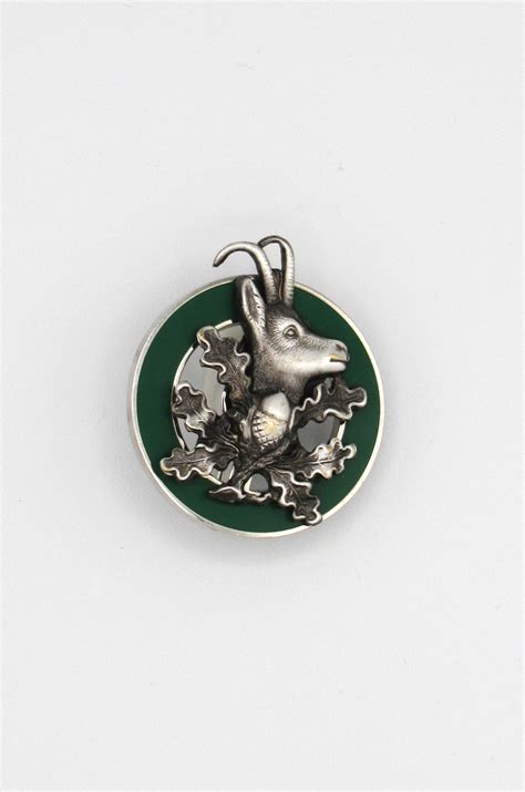 Hat Or Lapel Pin Enameled With Gams Trachten Quelle