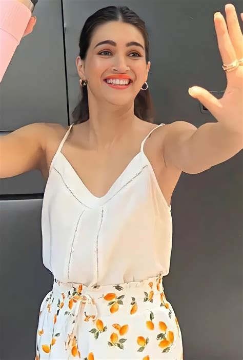 Kriti Sanon Rarmpitfantasy