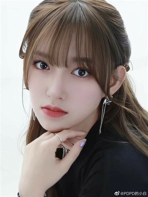 Pin By 💕𝔐𝔶 𝔭𝔦𝔫𝔨 𝔯𝔬𝔬𝔪💕 On 程潇 Cheng Xiao Cheng Xiao Beautiful Chinese Women Korean Beauty Trends