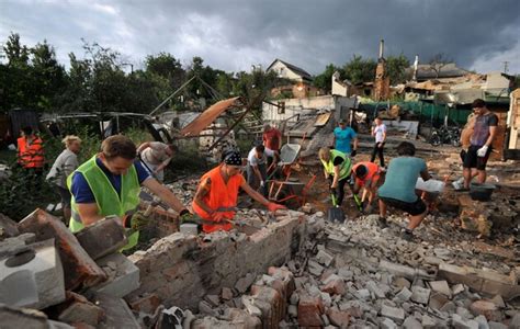 Воєнний стан до яких суспільно корисних робіт можуть залучати працівників Читайте на Ukr Net