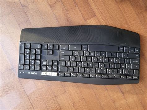 Logitech Wireless Keyboard Multipoint K850 Computers And Tech Parts
