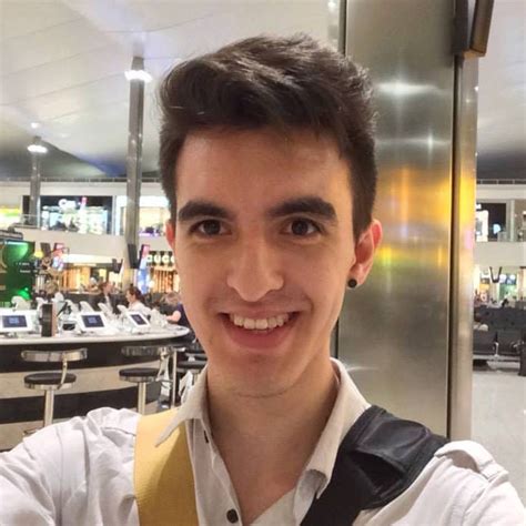 Juan Cruz Viotti Medium