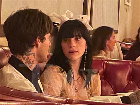 Billie Eilish Jesse Rutherford Grabbed Romantic Dinner Solo This Week