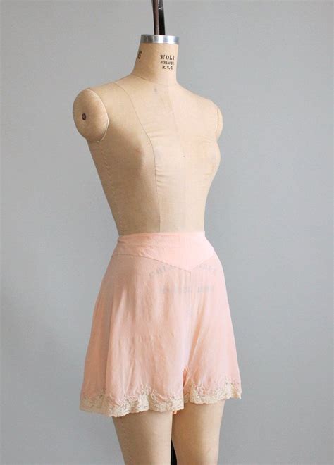 Vintage 1930s Peach Silk And Lace Button Back Tap Pants Raleigh Vintage