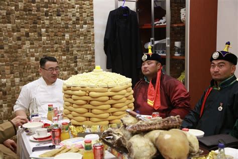 Д Сумъяабазар Г Өсөхбаяр бид хоёрын 2005 оны барилдааныг санагдууллаа