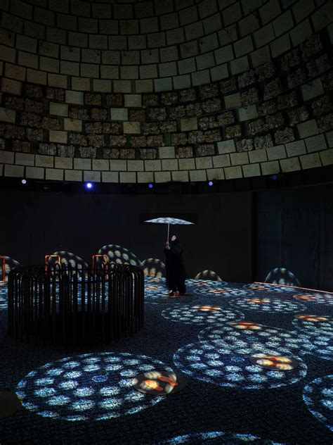 V8 Architects Dutch Pavilion Generates Water And Food At Dubai Expo