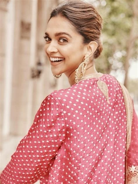 Deepika Padukones Desi Looks