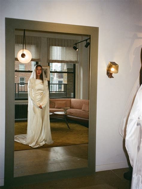 Maju Trindade A História Por Trás Do Vestido De Noiva Danielle Frankel
