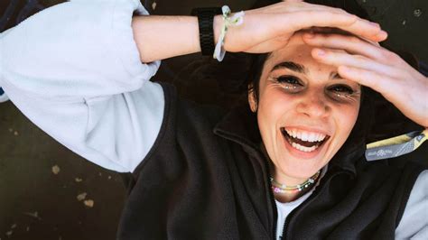 Powerful Habits That Make You Radiate Confidence According To Research Archanaa Shyam