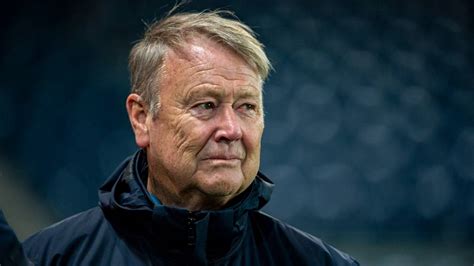 Åge Hareide Tar Over Island Siste Nytt Nrk