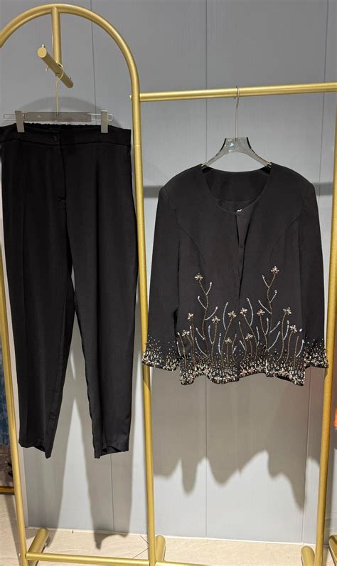 Хувцаслах Урлаг Хувцаслах Урлаг Added A New Photo