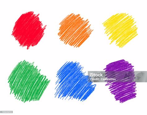 무지개 색 연필 스트로크 세트 아이들은 디자인에 대한 그렁지 그리기 낙서 요소를 손으로 그린 흰색 배경에 격리된 크레용 벡터 배경 컬렉션 크레파스에 대한 스톡 벡터 아트 및