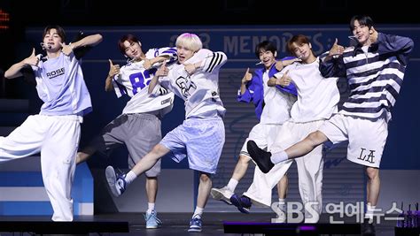 [e포토] 투어스 내가 S면 넌 나의 N이 되어줘