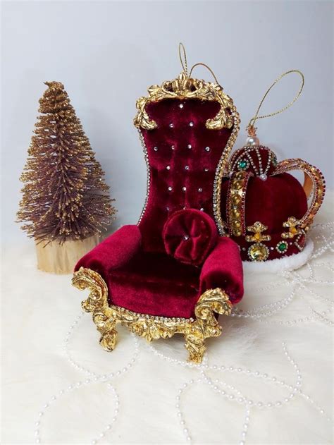 Игрушка на ёлку Королевский трон