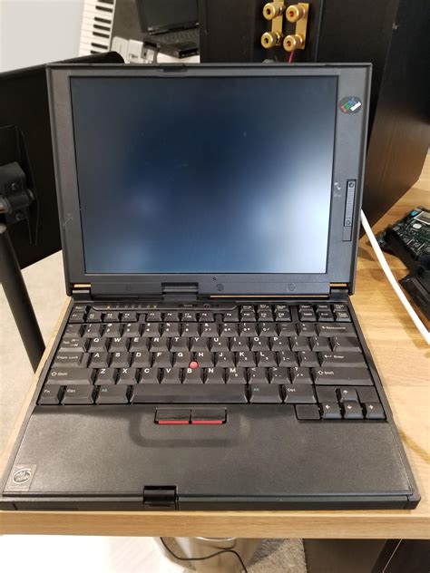 1997 Thinkpad 560x Bought For 15 Now Working R Thinkpad