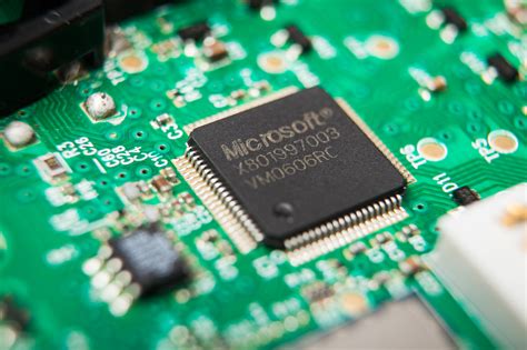 Flashing The BIOS To Fix A Bricked Lenovo Laptop Parts Not Included