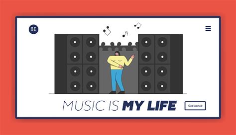 댄스 파티 웹 사이트 방문 페이지 개념입니다 디스코 뮤직 클럽에서 춤을 추고 있는 여자 사람들의 군중 노트와 배경에 큰 스피커