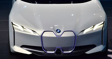 포토 Bmw I 비전 다이내믹스 헤드램프에 불이 번쩍