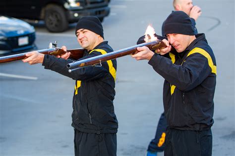 Usmepcom Military Members Compete In Boston Usmepcom Article View