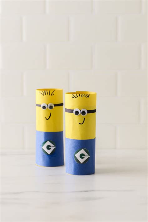 Easy Despicable Me Minion Craft Toilet Paper Roll Minions Fab Everyday