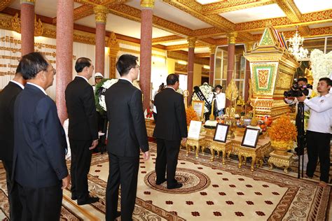 រូបភាពសកម្មភាព៖ ឯកឧត្ដម ប្រាជ្ញ ចន្ទ ប្រធាន គ ជ ប និងថ្នាក់ដឹកនាំ គ ជ ប