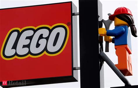 Lego To Discontinue Buildable Robot Kits Retail News Et Retail