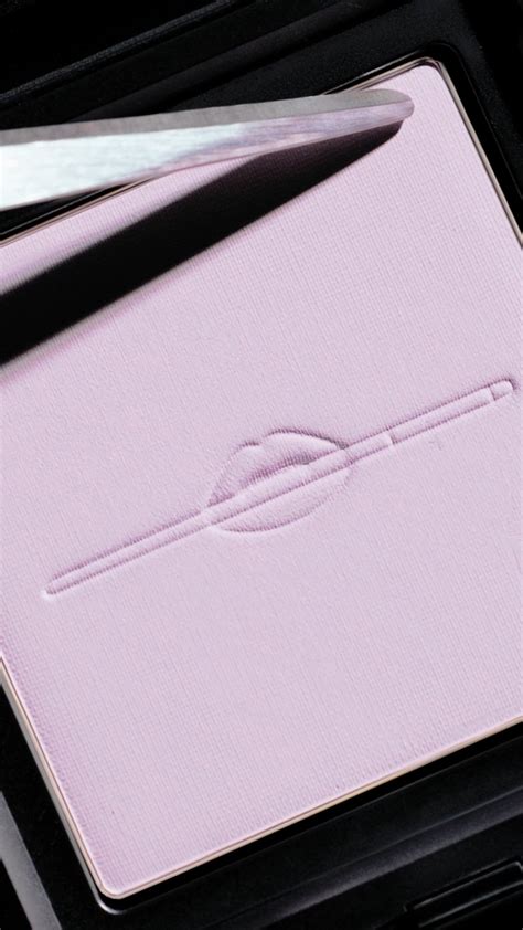 Make Up For Ever 메이크업포에버 New Hd Skin 퍼펙팅 루스 파우더 왜 써야 하지🔍 🔸모공and주름 사이를 섬세하게 메워주는 블러 효과 🔸공기처럽 가볍고