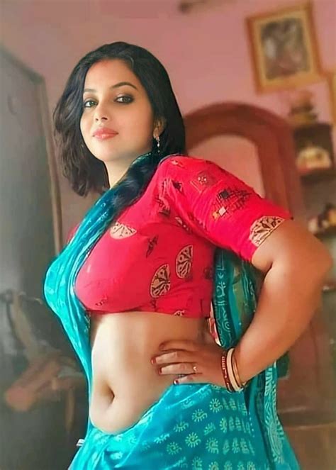 Discover 900 Indian Women And Saranya Ponvannan Ideas Desi Beauty