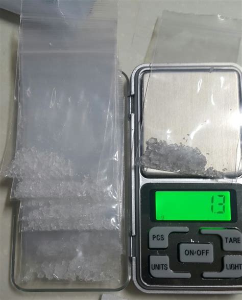 아이스 작대기 얼음 크리스탈 술 빙두필로폰 팜 On Tumblr