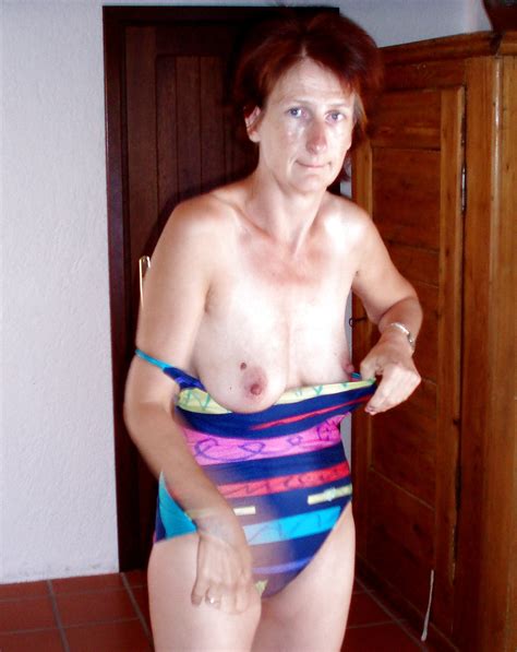 Ehefrau Auf Sardinien Badeanzug Porn Pictures Xxx Photos Sex Images