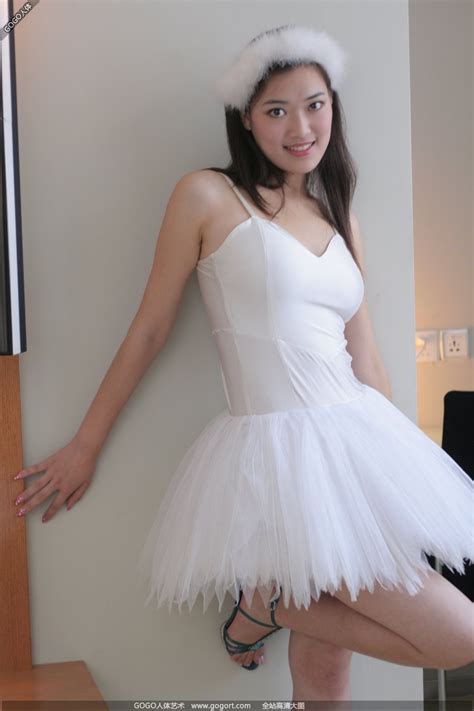 极品美女国模小游高清晰经期私拍人体 13 121