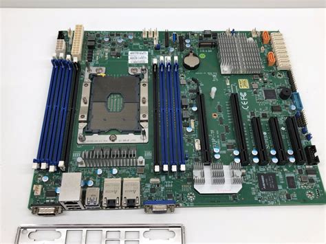 SuperMicro X SPI TF LGA használt szerver workstation