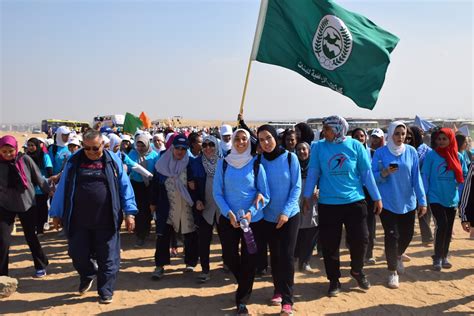 وزير الرياضة يطلق شارة بدء مهرجان اليوم العالمى للمشى ببانوراما