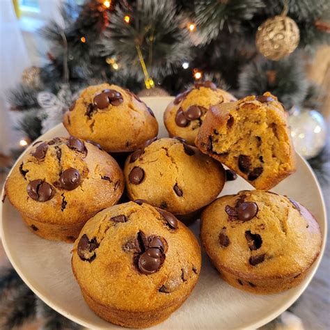 Портокалови мъфини с парченца шоколад