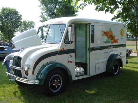 24 Divco Milk Trucks Ideas Trucks Step Van Milk Delivery