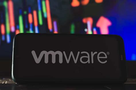 vmware fixes flaws in end of life versions of esxi and workstation