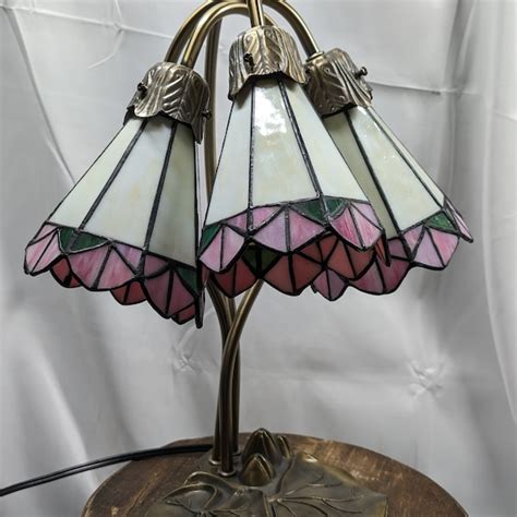 Tiffanys Lily Lamp Etsy