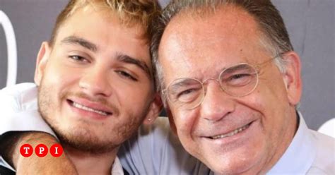 Cecchi Paone Allisola Dei Famosi Con Simone Di Lui Mi Piace Il Cu O